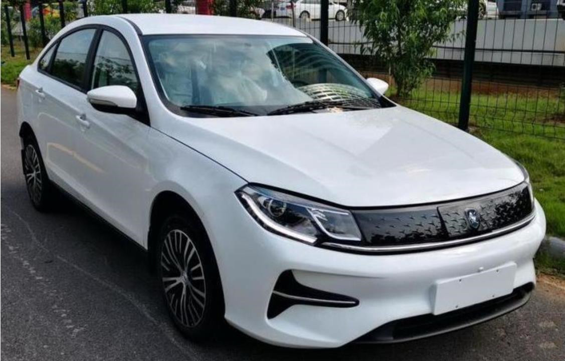 新款东风风行S50 EV申报信息曝光 集中变化在车头_易车
