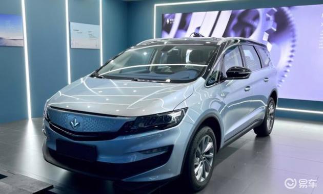 一分钟完成换电！吉利全新纯电MPV：枫叶80V开始预售，16万出头_易车