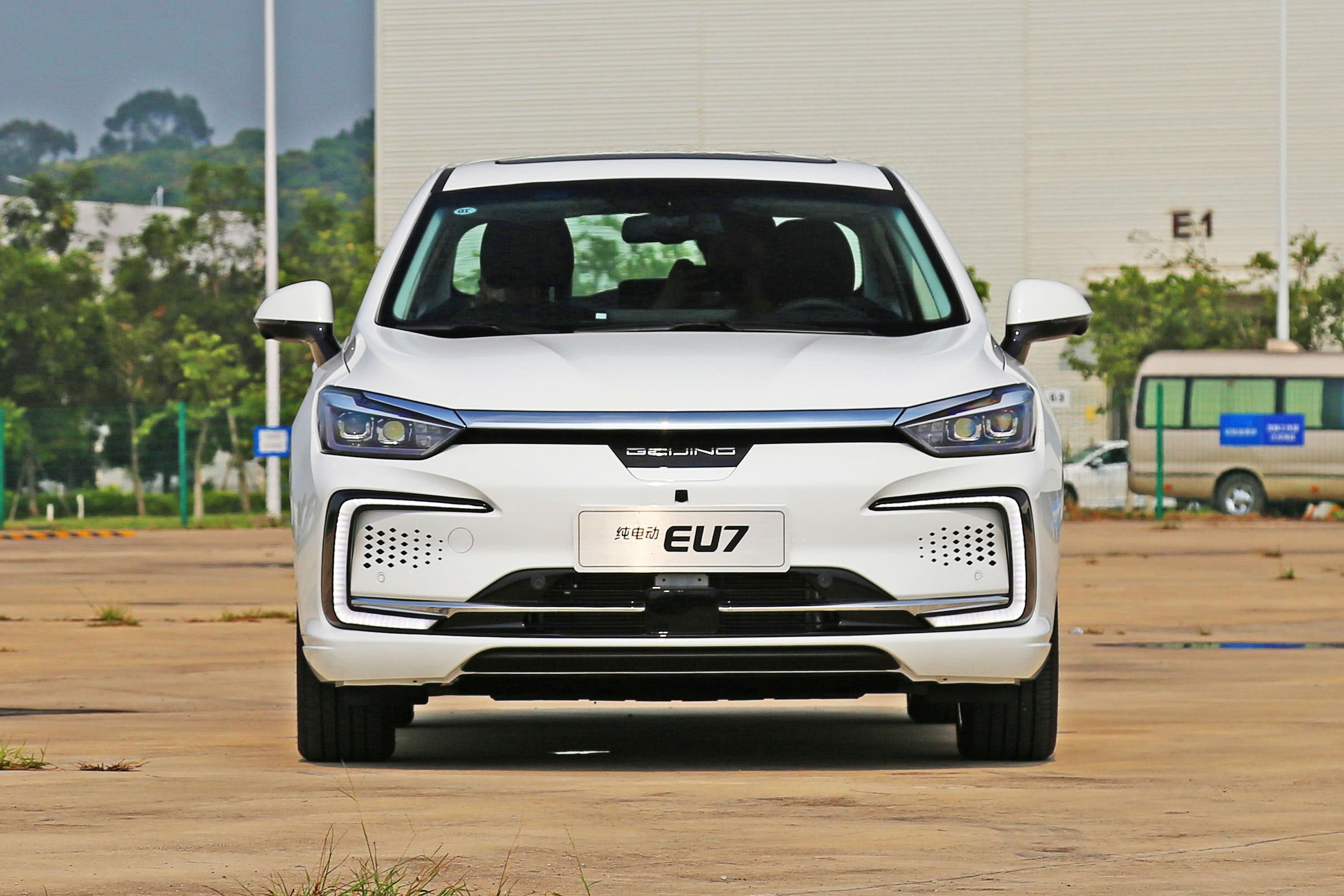 北京EU7到底怎么样 价格也是比较亲民_易车